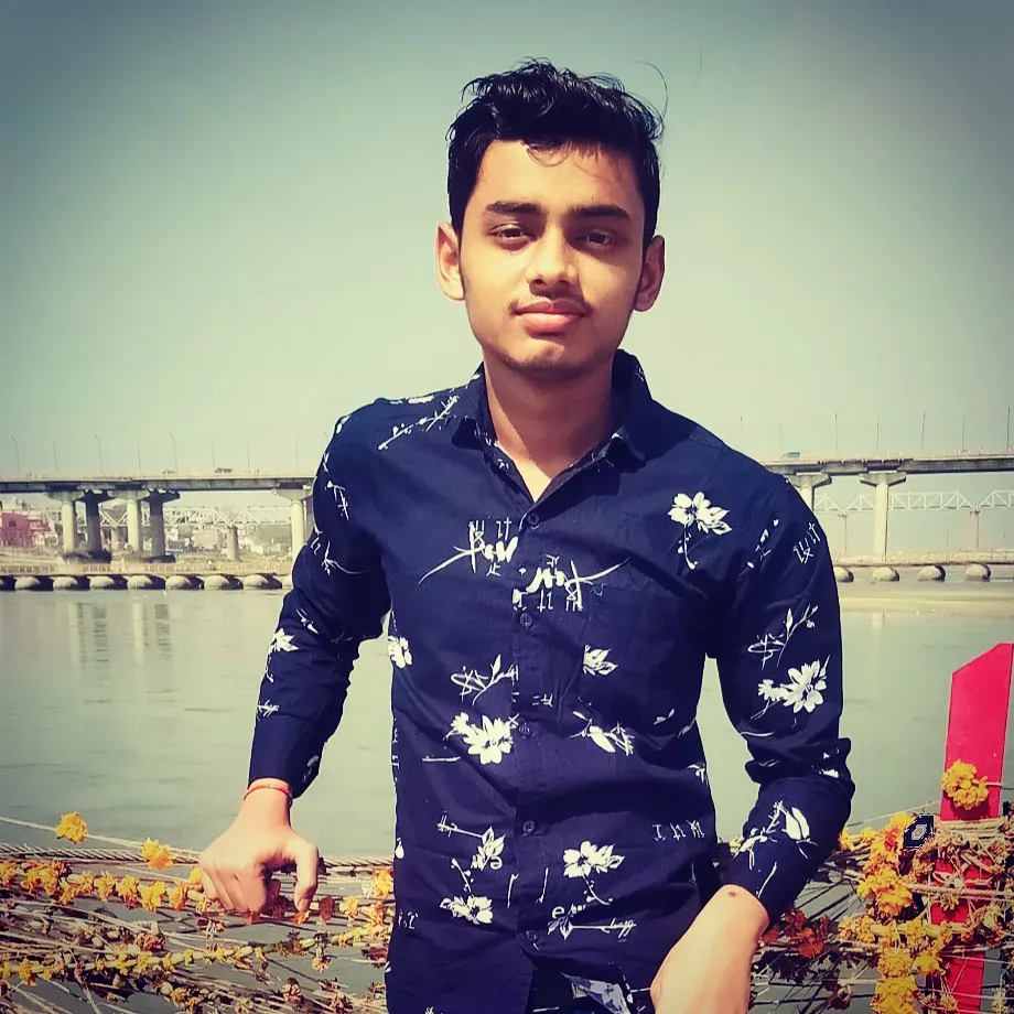 Rishabh | Twitter, Instagram, Facebook | Linktree