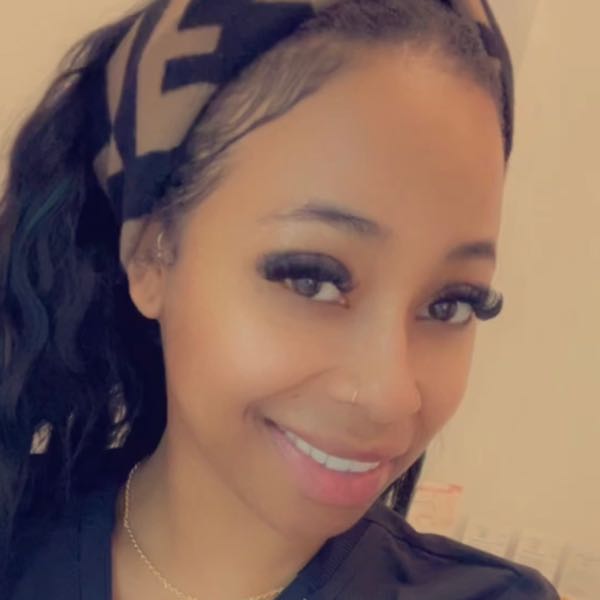 Divine Nichole | Instagram, TikTok | Linktree