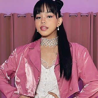 Innah Bee | Instagram, Facebook | Linktree