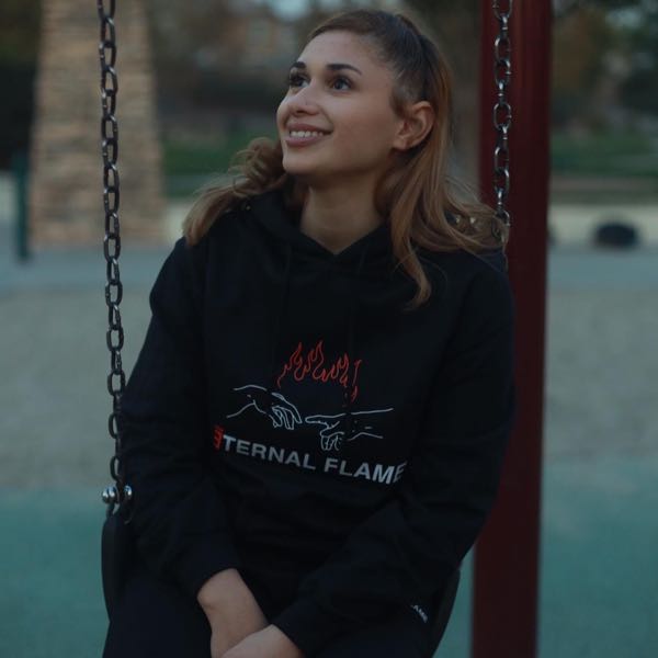 OfficialKateParker | Instagram, TikTok | Linktree