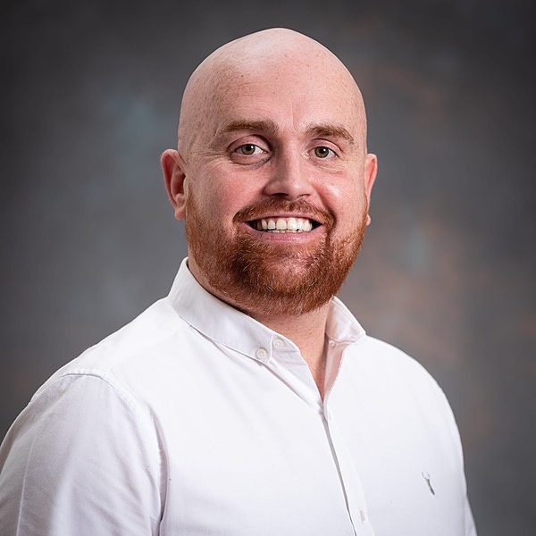 Mark Beech - Real5 & UW | Twitter, Instagram, Facebook | Linktree