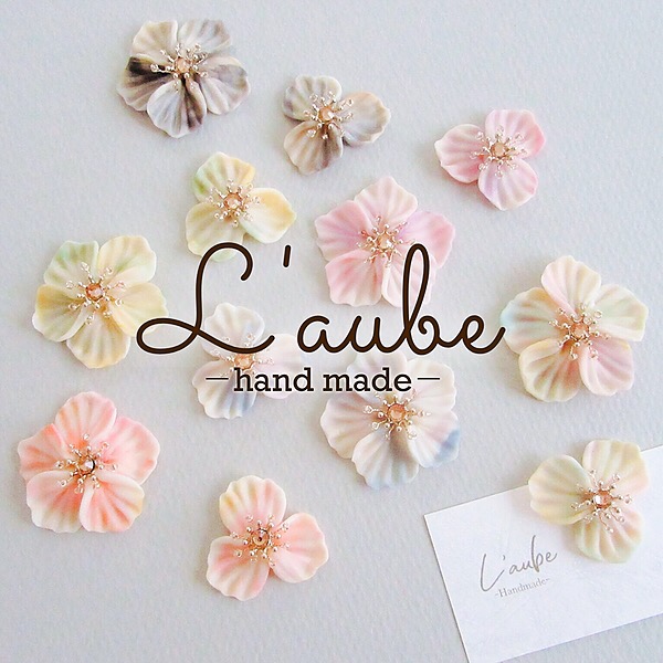 L'aube | Linktree