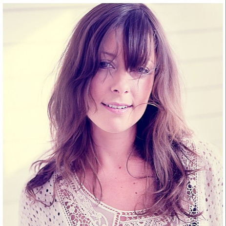 robyn.nz | Twitter, Instagram, YouTube | Linktree