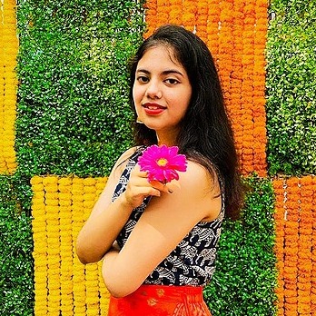 Ahana Roy | Multimedia artist | Twitter | Linktree