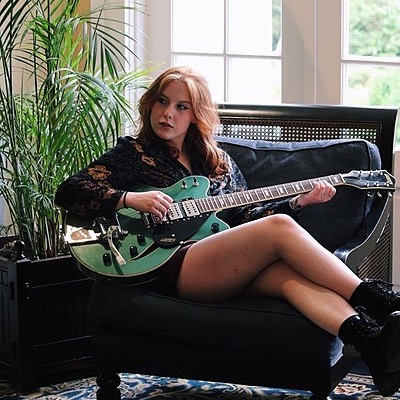 laurarose_music | Facebook, TikTok | Linktree