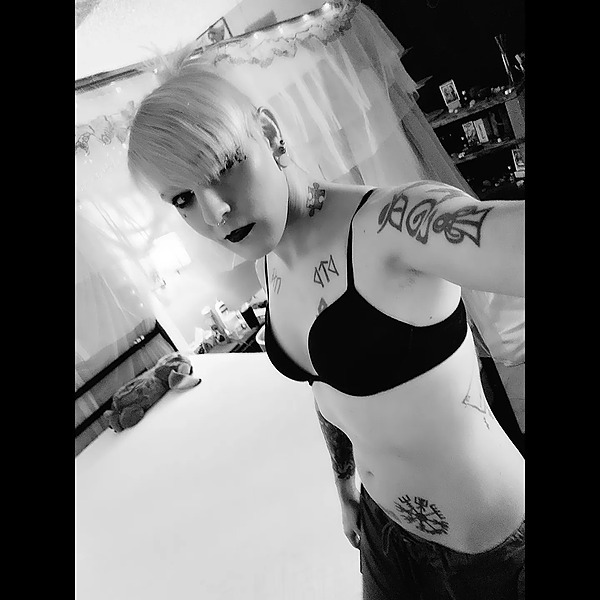 Goth Barbie's links - Find Goth Barbie's links Onlyfans - Linktree