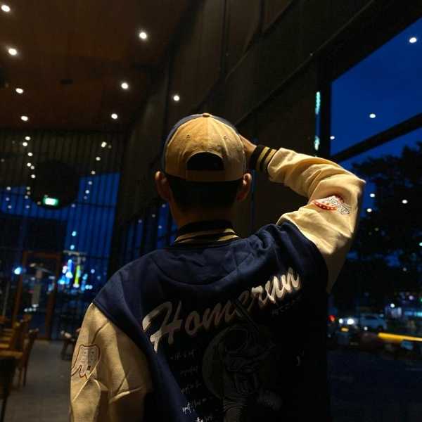 Vanzz - Listen on Spotify - Linktree