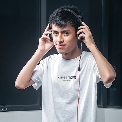 DJ Andy Gutierrez | Instagram, Facebook | Linktree