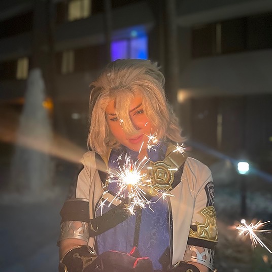 ryn._.cos | TikTok | Linktree