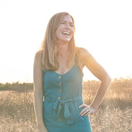 Angie Gibbons | Instagram, Facebook | Linktree