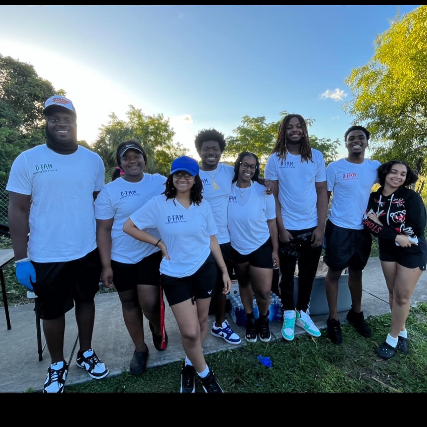 1amm C’LO | Twitter, Instagram | Linktree