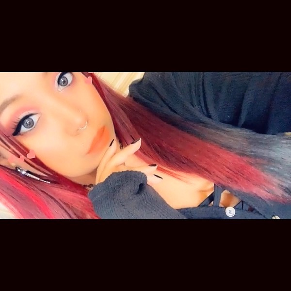 NixieDoll | Twitter, Instagram, Twitch | Linktree
