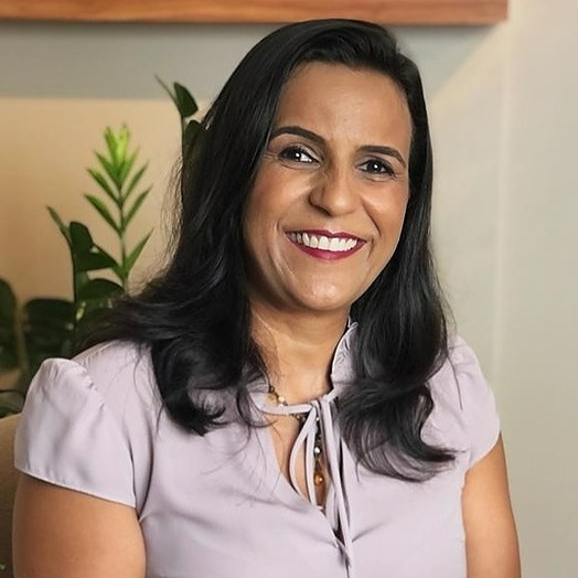 Michelle Ribeiro | Facebook | Linktree