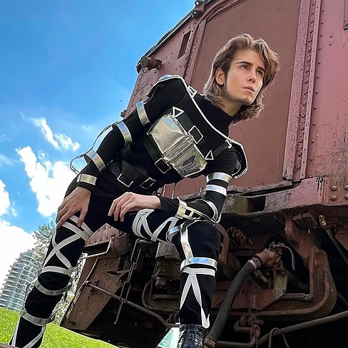 Dyl | Instagram, TikTok | Linktree