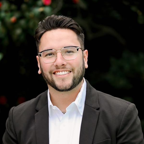 CHRISTIAN PEREZ|THE CAP GROUP | Instagram, Facebook | Linktree