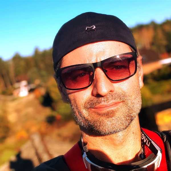 Stephen James Morris | Twitter, Instagram, Facebook, TikTok | Linktree