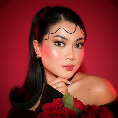 Hanum Mega | Instagram, TikTok | Linktree