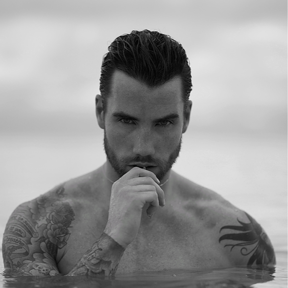 @chezrust | Instagram, TikTok | Linktree