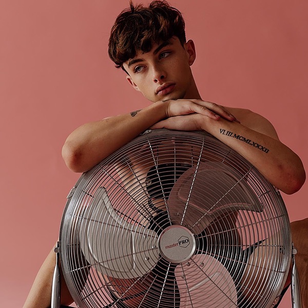 Aaron.rt - Find @Aaron.rt Onlyfans - Linktree