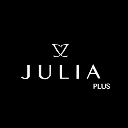 Julia Plus | TikTok | Linktree