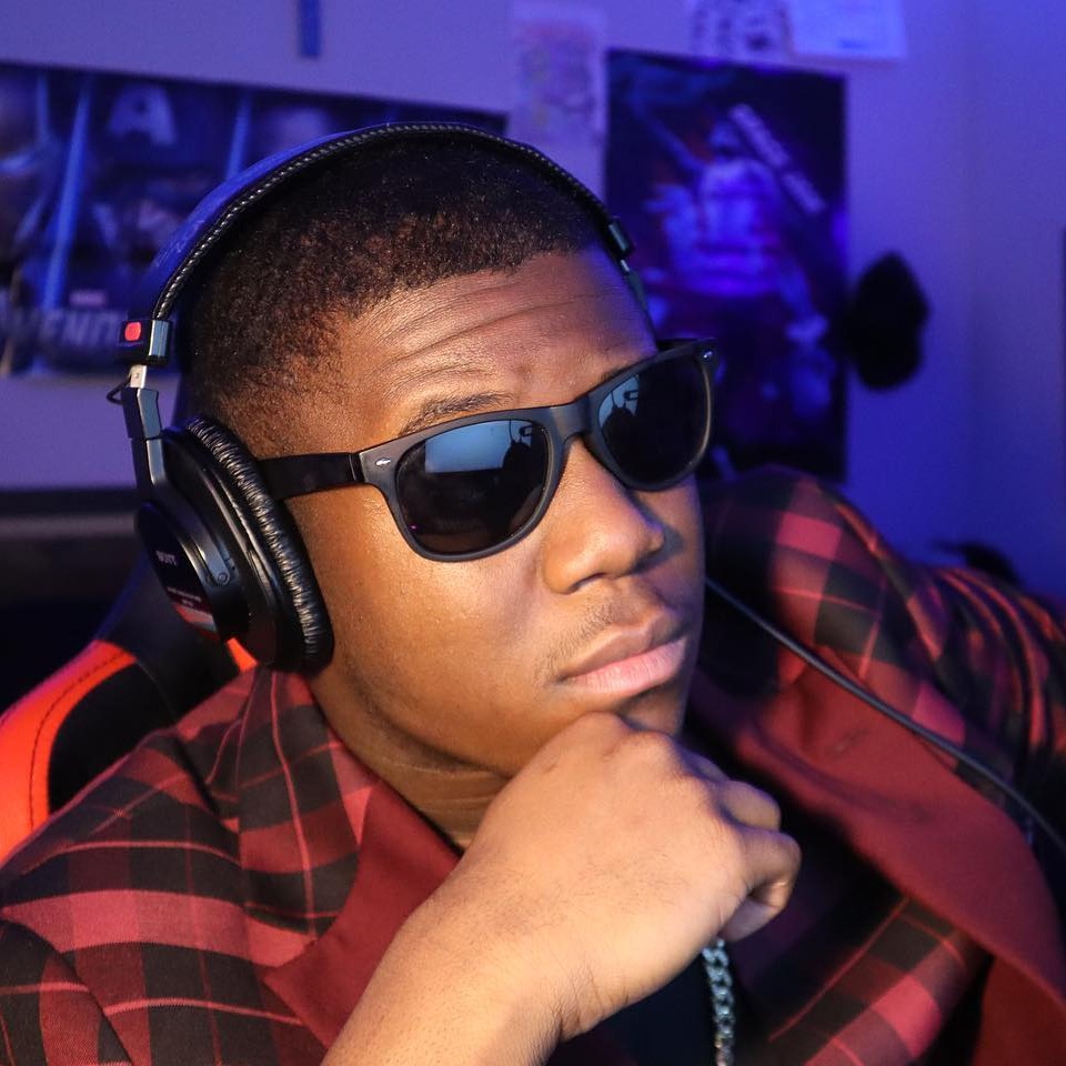 official_robertt | Twitter, Instagram | Linktree