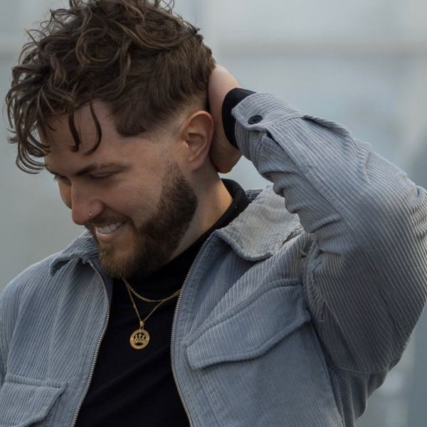 Phil Stringer | Instagram, Facebook | Linktree