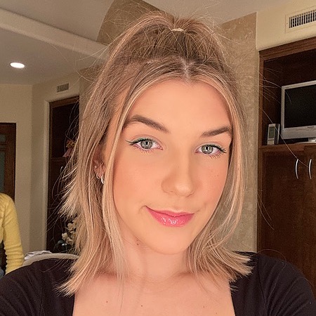 daniellenichols | Instagram, TikTok | Linktree