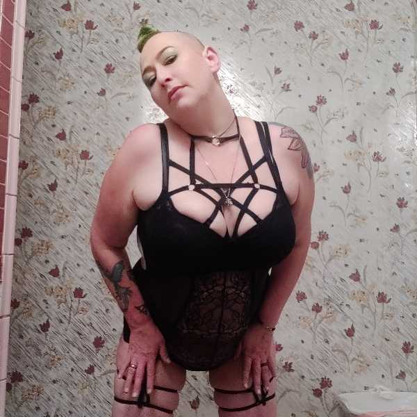 Sadie Loves links - Find Sadie Loves links Onlyfans - Linktree