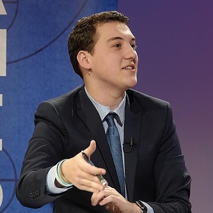 Tyler DeLuca | Twitter | Linktree