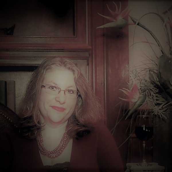 Ana K. Wrenn | Twitter, Instagram, Facebook | Linktree