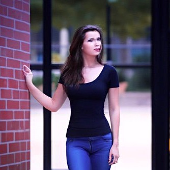 Feet Model/ Content Creator | Twitter | Linktree