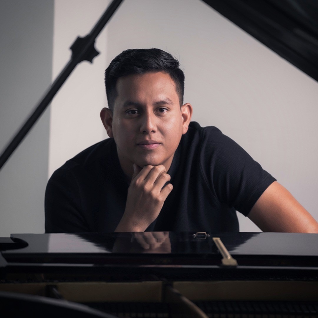 alexander_ponce | Twitter, Instagram, Facebook, TikTok | Linktree