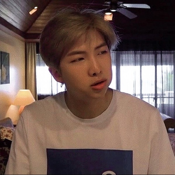 @BANGTAN_JJIMIN | Twitter | Linktree