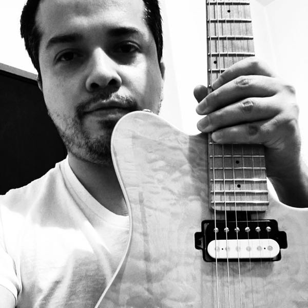 Alex Sosa | Twitter, Instagram, Facebook, TikTok | Linktree