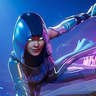 Kerza | Twitter, Instagram, Twitch | Linktree