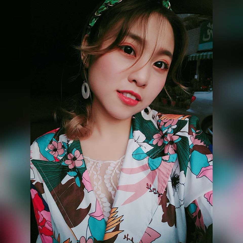 viki456220 | Instagram, Facebook | Linktree