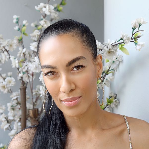 René Roberts-Patel | Twitter, Instagram, Facebook, TikTok | Linktree