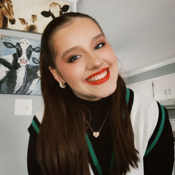 Chloe Renee Worthen | Instagram, TikTok | Linktree