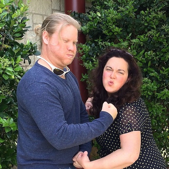 fandomthreadsstudios | Twitter, Instagram, Facebook | Linktree