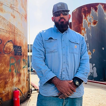 Devon.grant | Twitter, Instagram, TikTok | Linktree