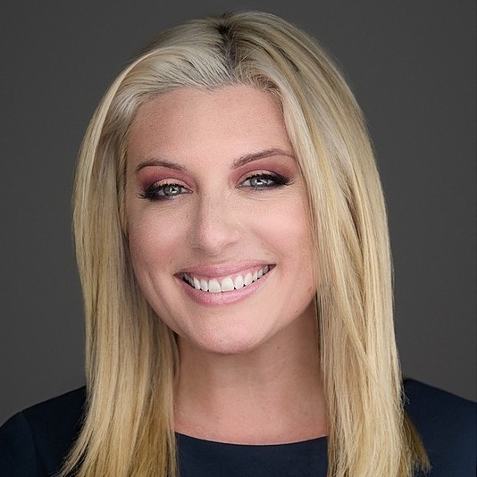 Melanie Borden | Twitter, Instagram, TikTok | Linktree