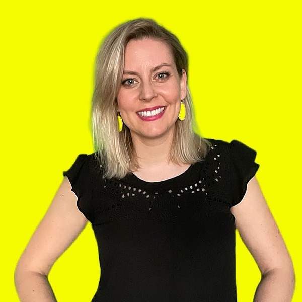 Liz Calhoun, Realtor | Instagram, Facebook, TikTok | Linktree