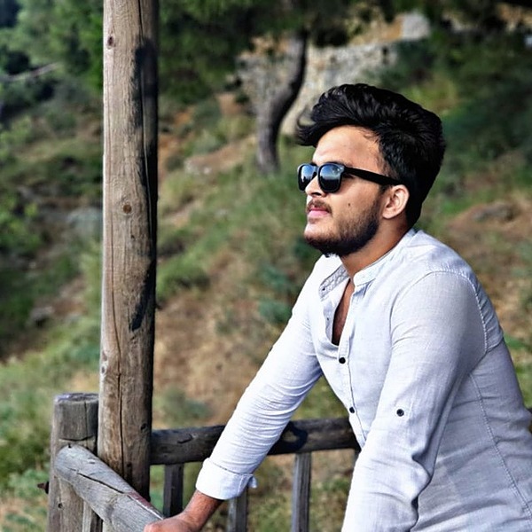 omer_memes_83 | Twitter, Instagram, Facebook | Linktree