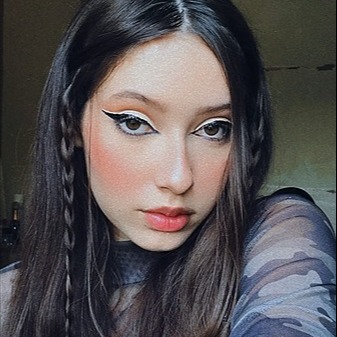 Isabella Rabello | Twitter, Instagram, TikTok, Twitch | Linktree