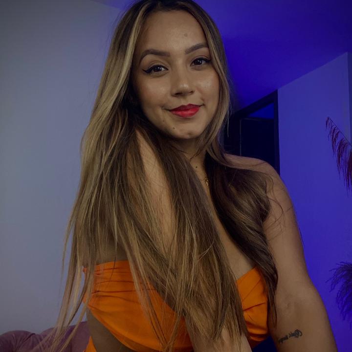 abby_rosse | Twitter, Instagram, TikTok | Linktree