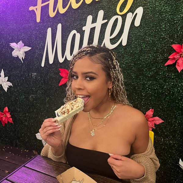 Alaina💋 Twitter Instagram Tiktok Linktree