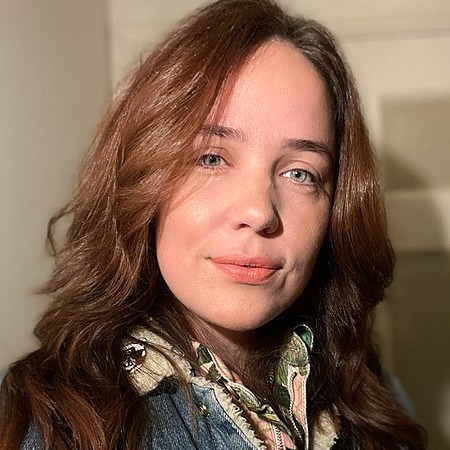 Rachel Weeks | Twitter, Instagram, TikTok, Twitch | Linktree