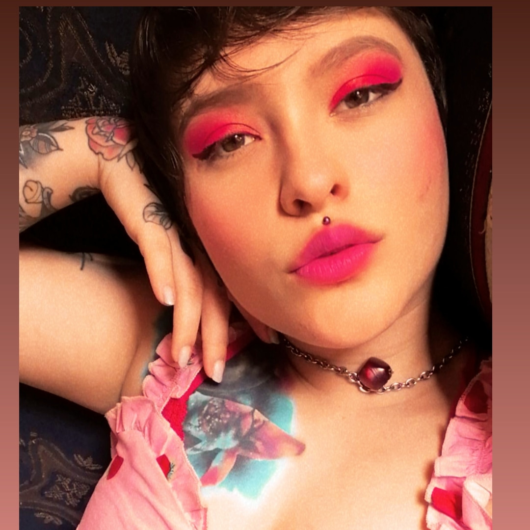 Miel | Twitter, Instagram, TikTok | Linktree