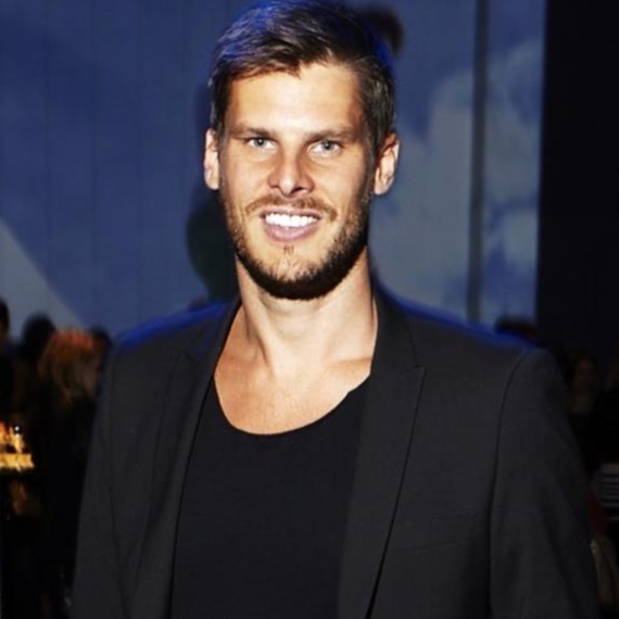 Nick Gulliver | Twitter, Instagram, Facebook | Linktree