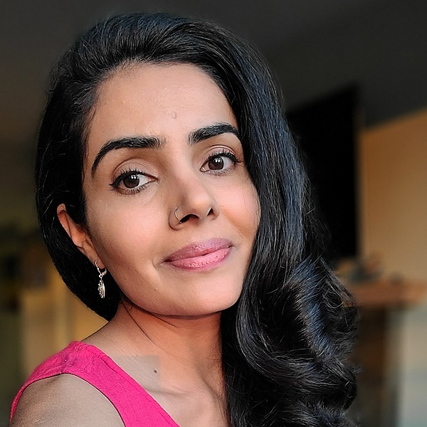 Simi Kaur | Instagram, Spotify, TikTok | Linktree